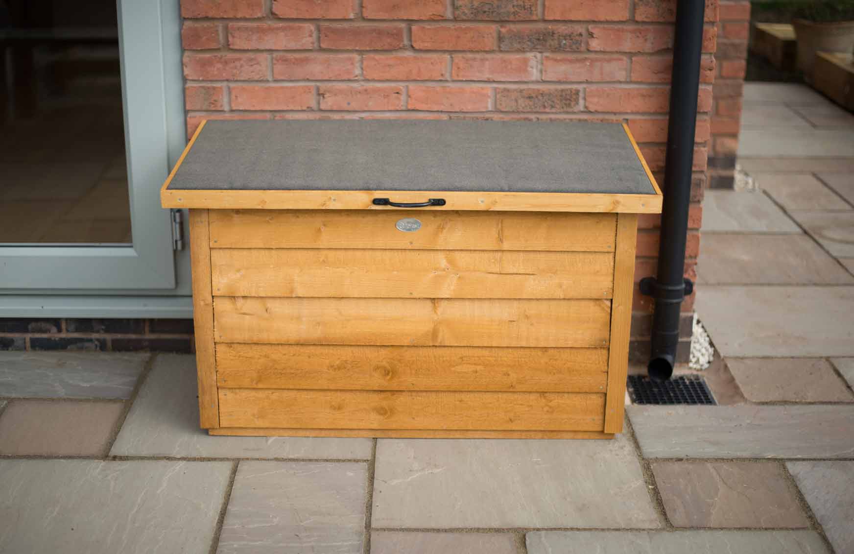 6 Great Reasons to Buy Small Garden Storage | B&M Lifestyle