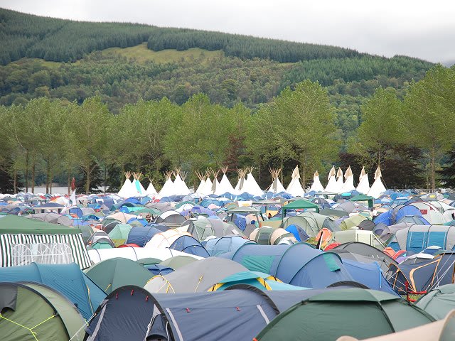 Essential Camping Equipment for UK Festival Season 2017 | B&M