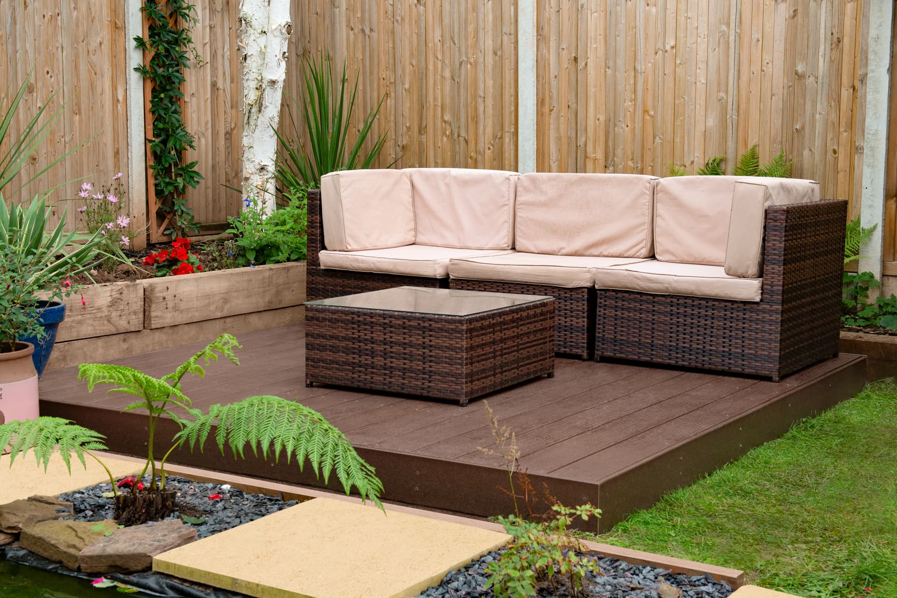 How a Forest Decking Kit Can Make Your Summer Special | B&M Lifestyle