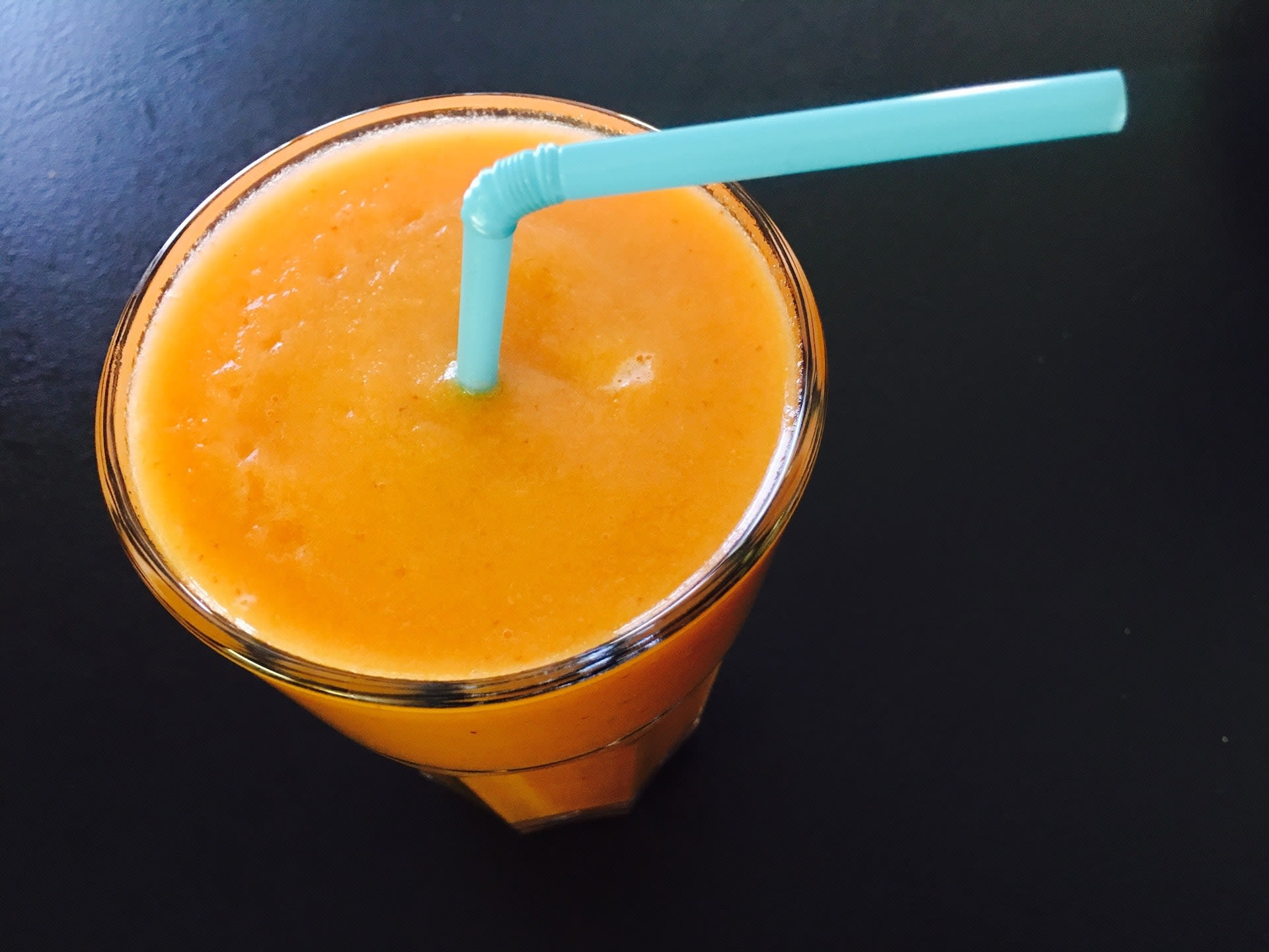 Summer Smoothie Recipes: Sunshine Smoothie | B&M