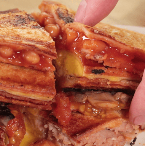 Breakfast Toastie Stacker | B&M