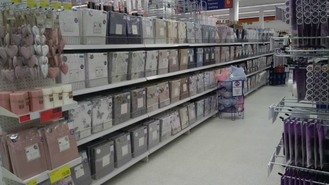 Excitement in Strood as B&M Opens New Store