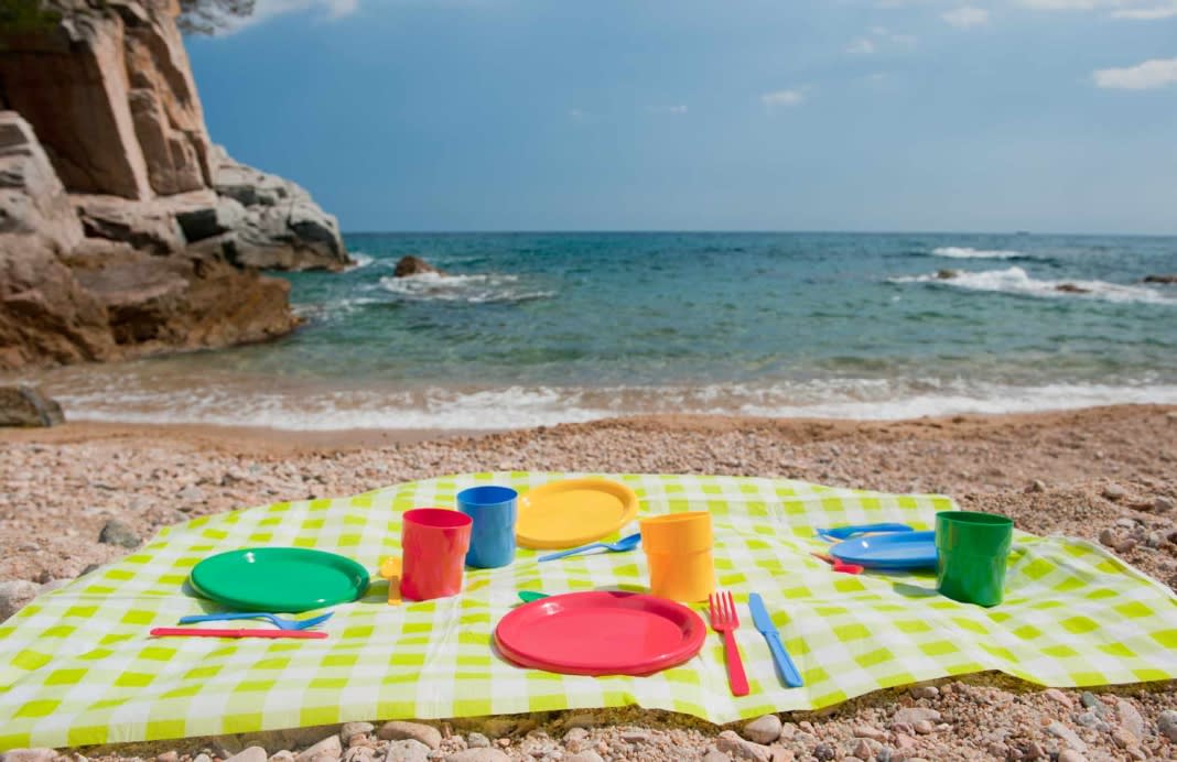 Family Day Out: How to do a Day at the Beach Right | B&M