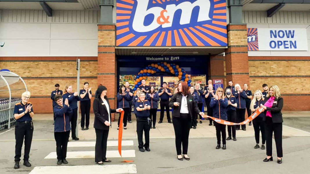 Lakeside Retail Park B&M Store Completes Relocation | B&M