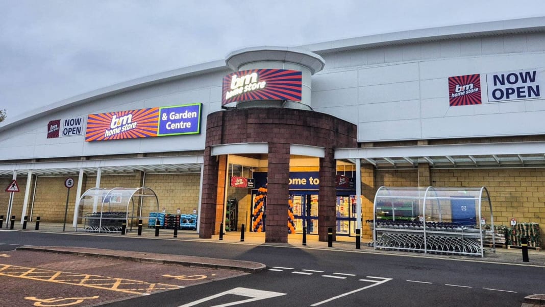 B&M Creates 50 Jobs for Locals with Brand New Store in Hamilton | News ...