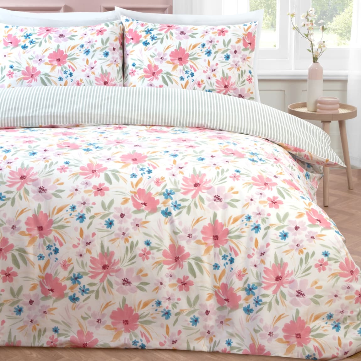 Garden Life Wildflower Printed Duvet Set - Double | Duvet Sets | B&M