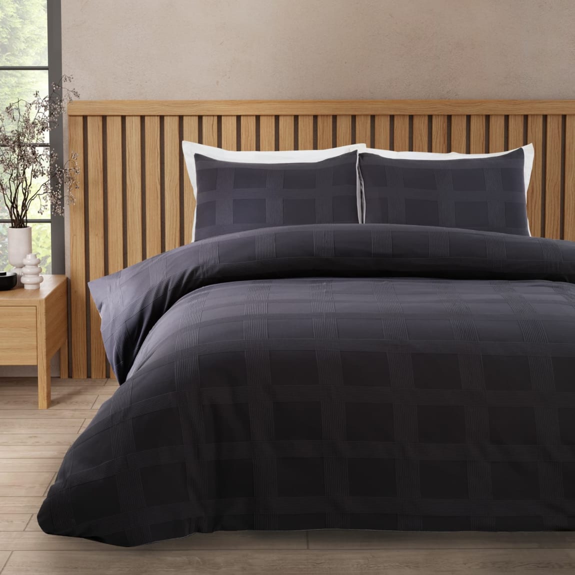 Japandi Calm Black Check Duvet Set - Double | Duvet Set | B&M