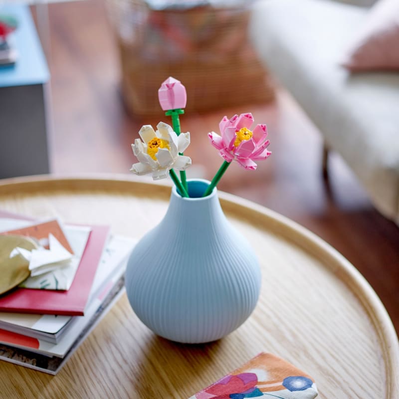 LEGO Lotus Flowers | LEGO Playsets | B&M