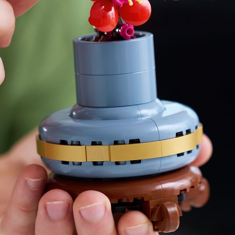 LEGO Botanical Collection Plum Blossom | LEGO Playsets | B&M