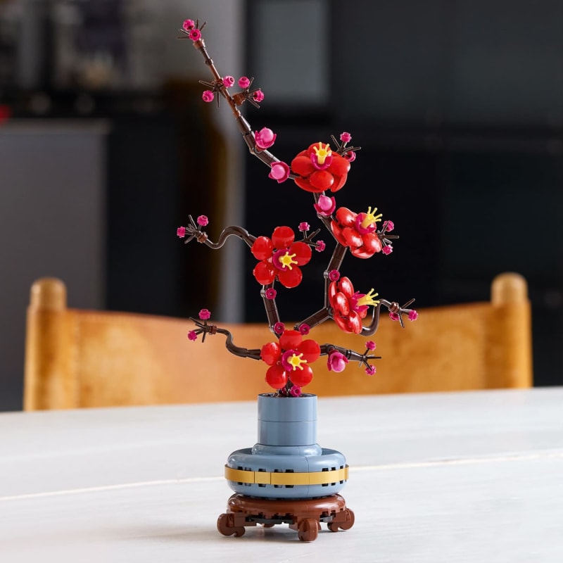 LEGO Botanical Collection Plum Blossom | LEGO Playsets | B&M