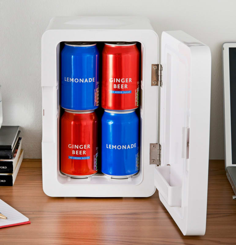 Blaupunkt Mini Fridge 6L - White | Travel Electricals - B&M