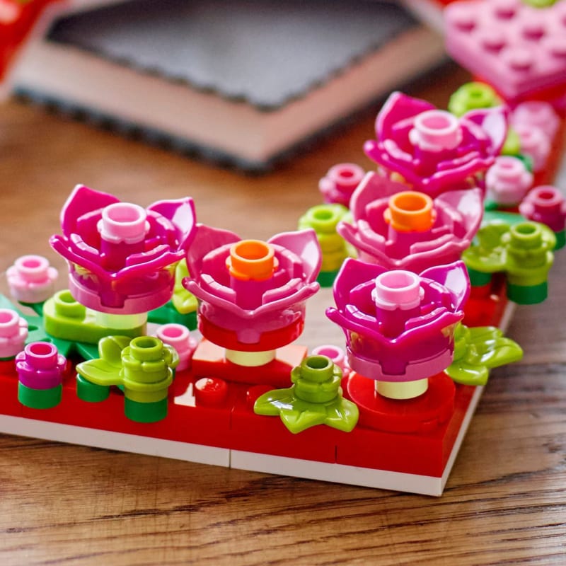 LEGO Flowers Heart Ornament | LEGO Playsets | B&M