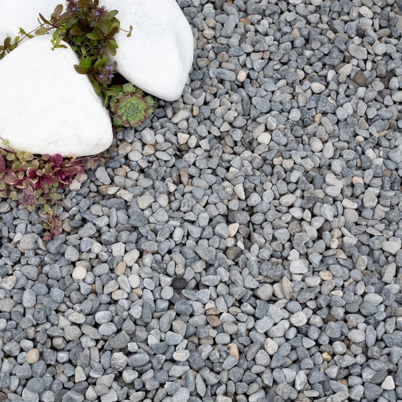 Indigo Mix Pebbles 750kg - Bulk Bag | B&M