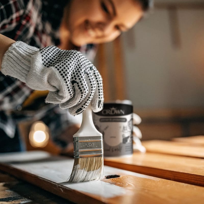 Crown Wood & MDF Primer & Undercoat 750ml - White | B&M