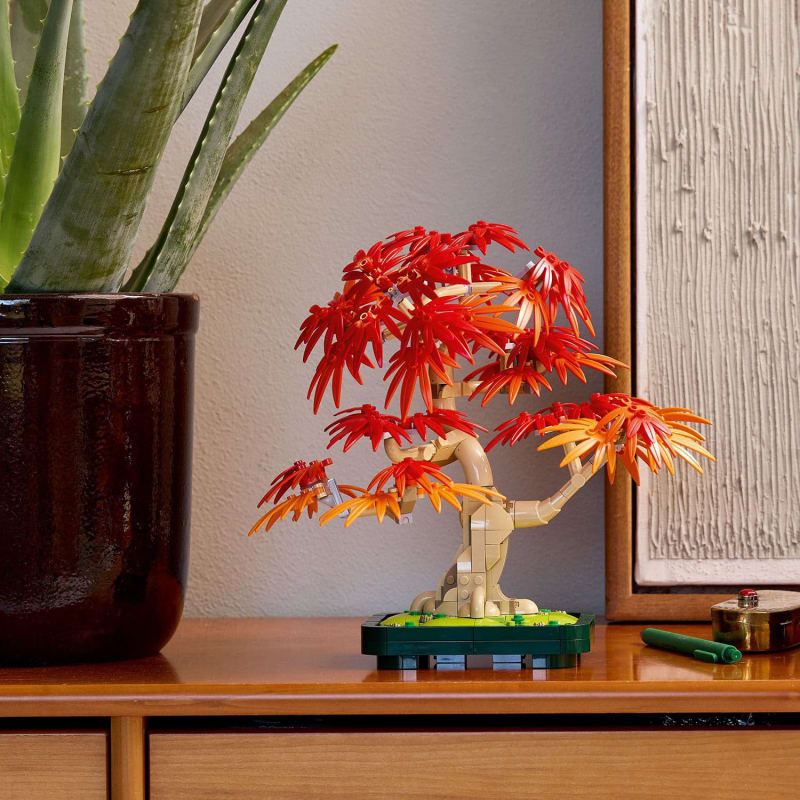 LEGO Botanicals Japanese Red Maple Bonsai | LEGO Playsets | B&M