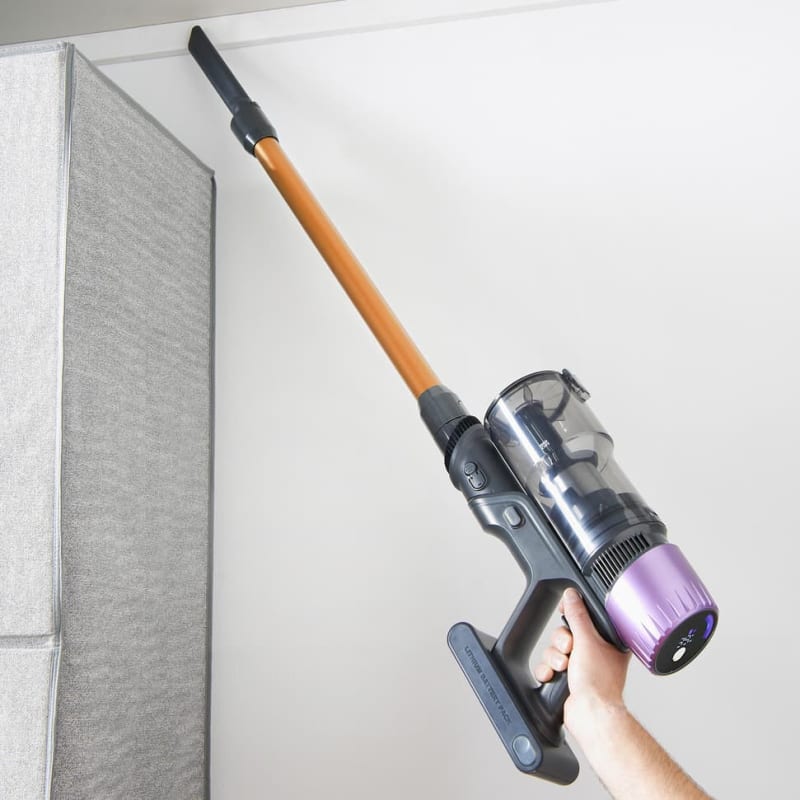 Blaupunkt Anti-Tangle Cordless Stick Vacuum Cleaner | B&M