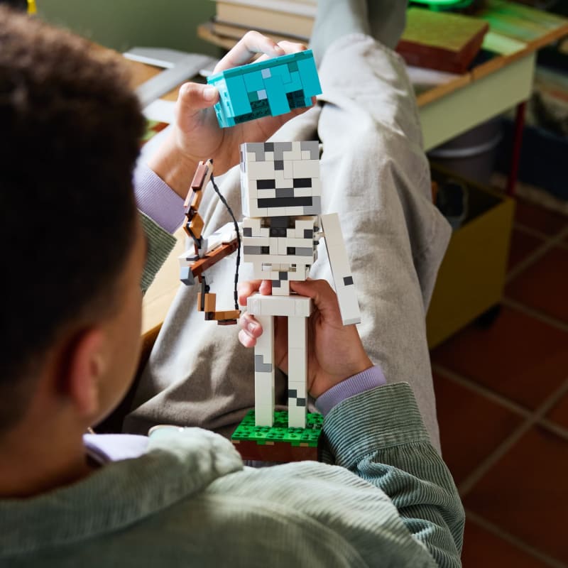 LEGO Minecraft The Skeleton 21594 | LEGO Playsets | B&M