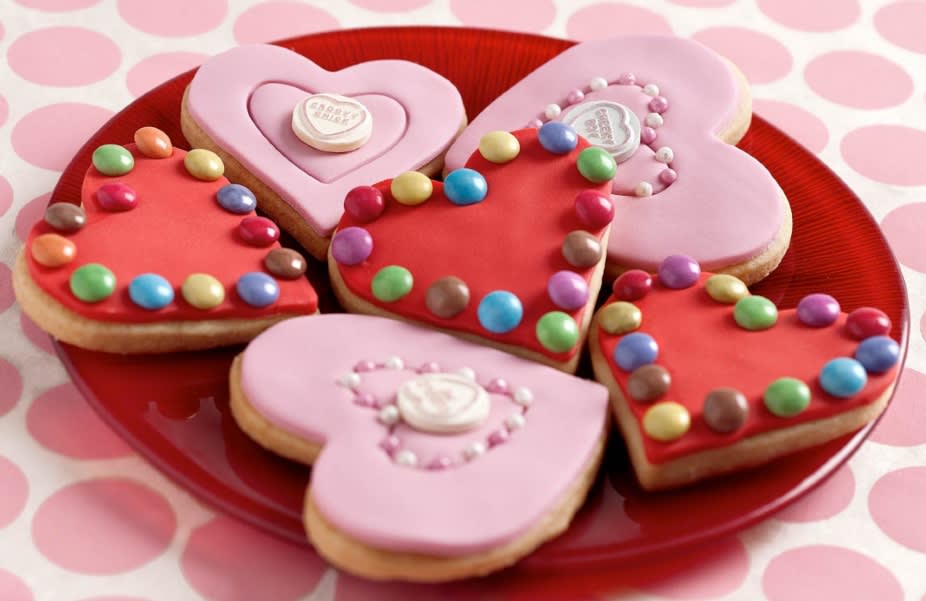 Betty Winters Love Heart Biscuits | B&M