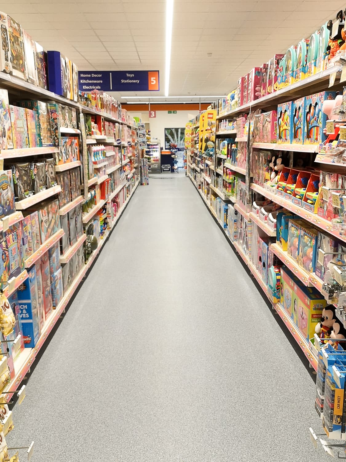 B&M Ruthin Store Completes Refurbishment | B&M Stores